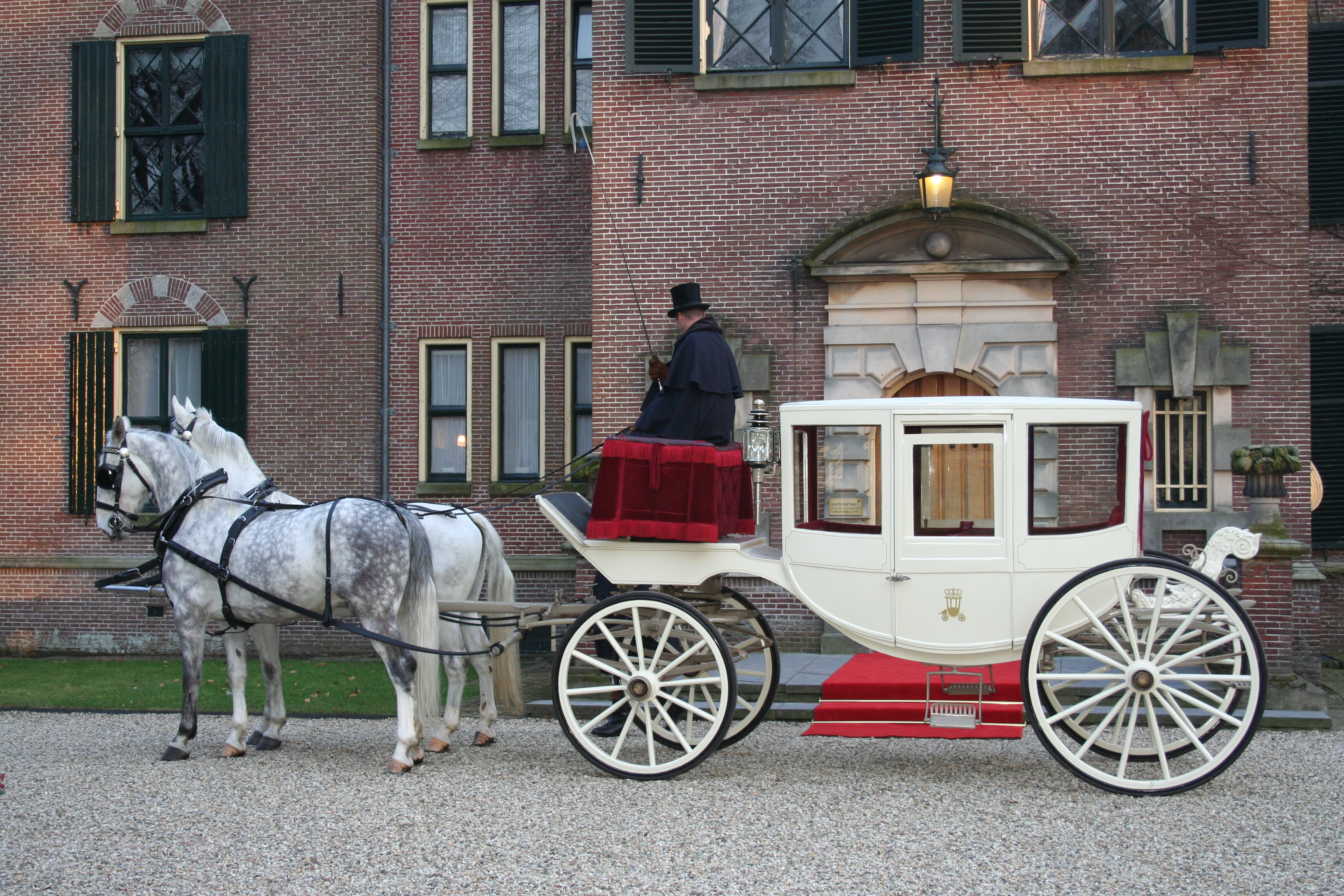 Foto's koetsen tbv site 102 - KoetsenCentrale